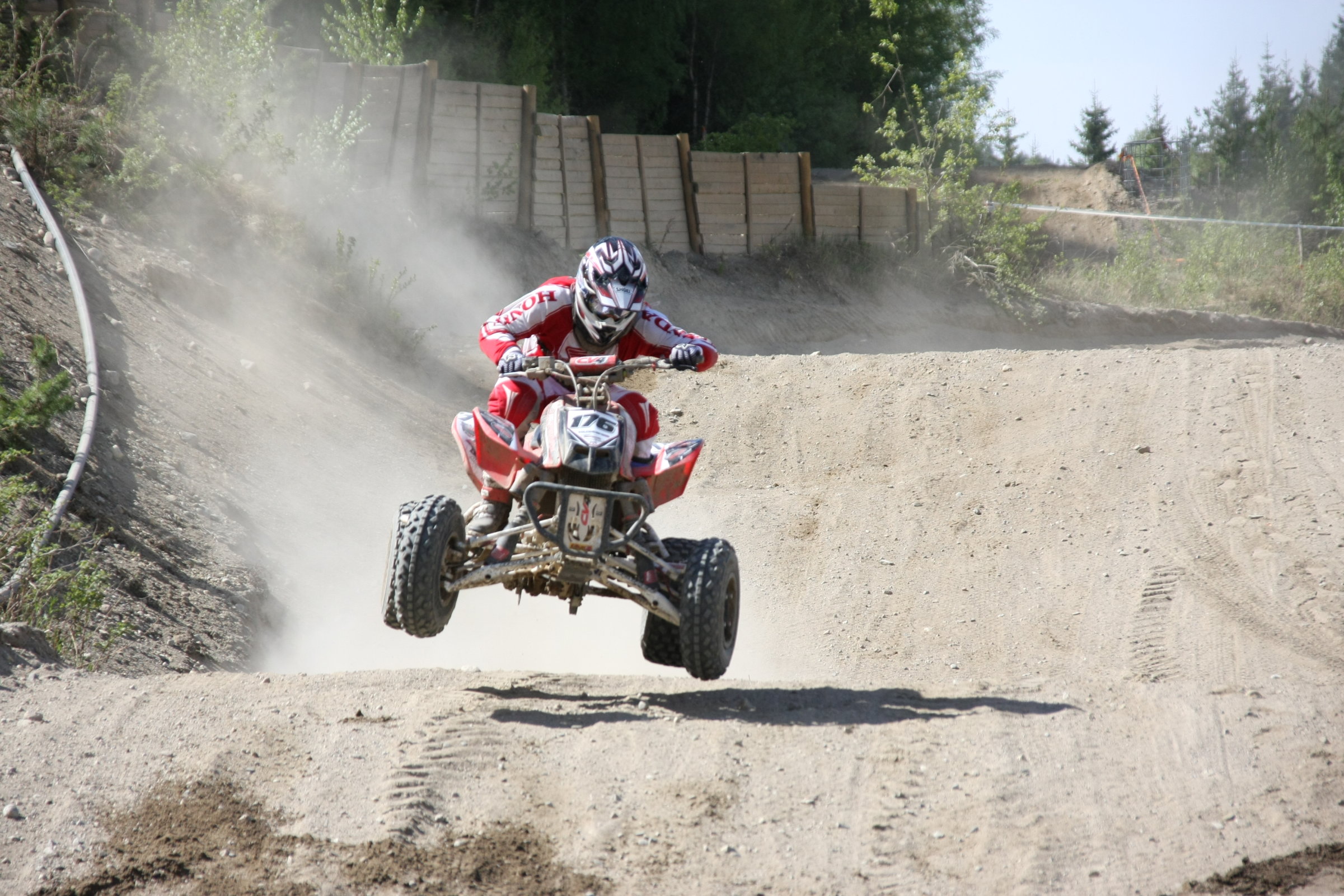 Presenting Elka’s Norway importer ATV Spesialisten’s top rider Jørn ...